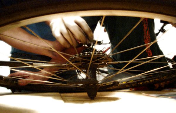 Mão na Roda – oficina comunitária de bicicletas em São Paulo